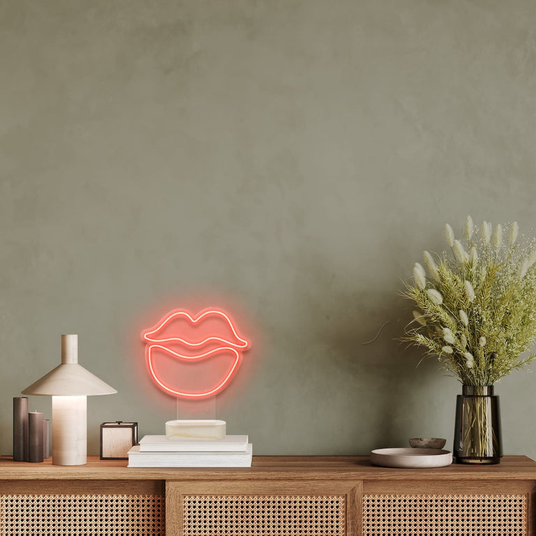 Bratz – Neon Icons